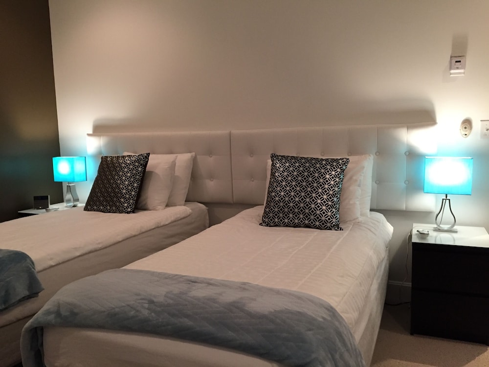 The Barn at Deva's Farm: Haute Blue Grass - Chill Retreat in the ...