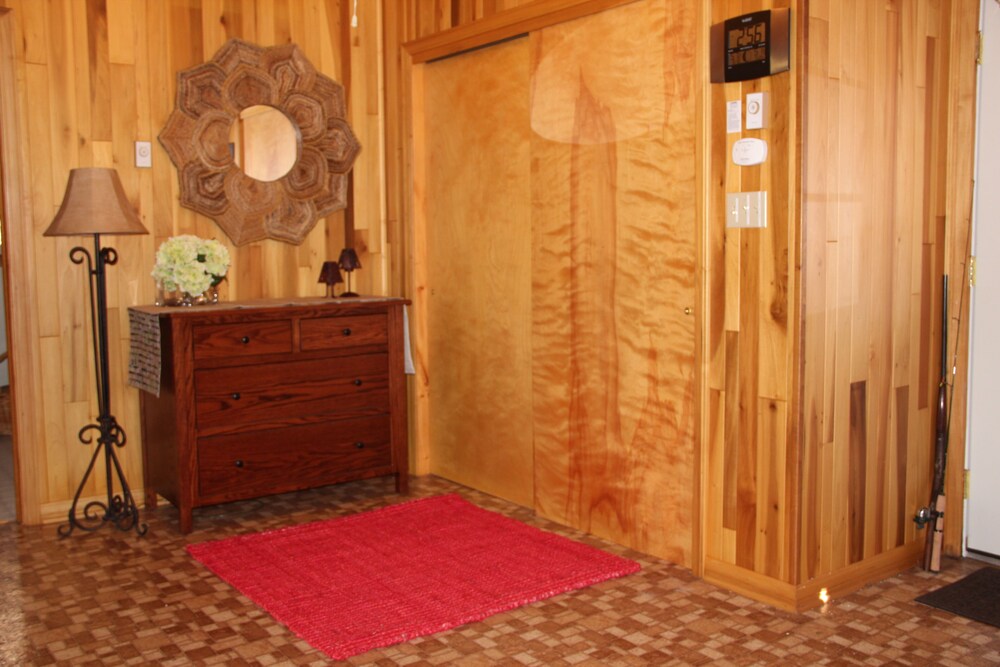 Rustic, Secluded Getaway Cabin In The Woods Situated On 200 acres ...