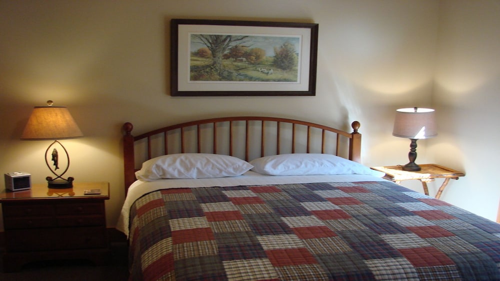 Country Lodge Getaway Reviews, Deals & Photos 2026 - Vrbo