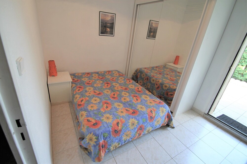 House 4/5 person. SOULAC 300 m from the beach All comfort in large ...