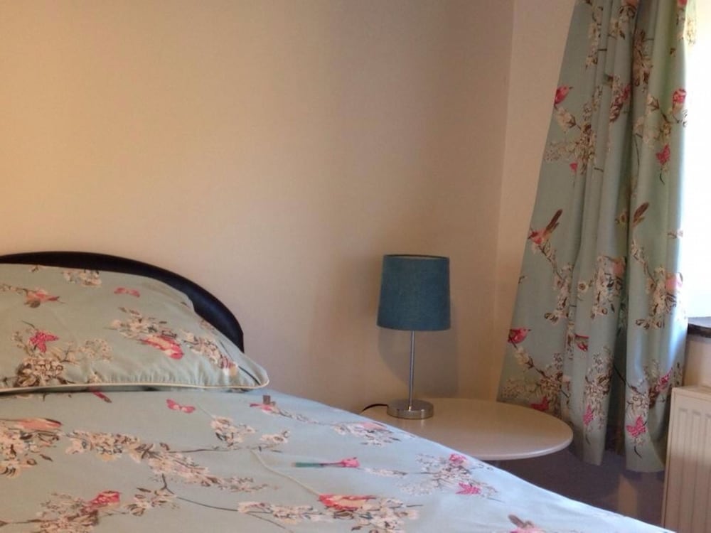 Llwyn Llwyd Cottage Aberyscir Brecon Fantastic Rural Views Large Garden. Wifi. - Yscir | Vrbo