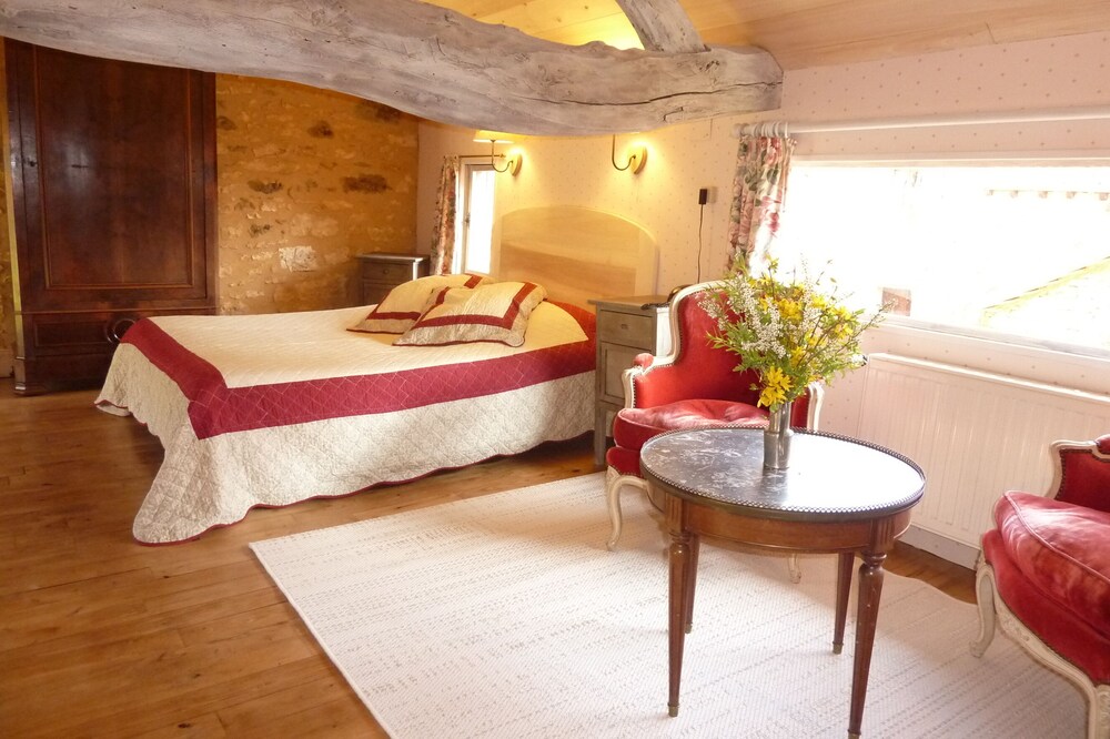 La Forge on the magnificent Domaine de Cournet Haut - Saint-Pompont | Vrbo