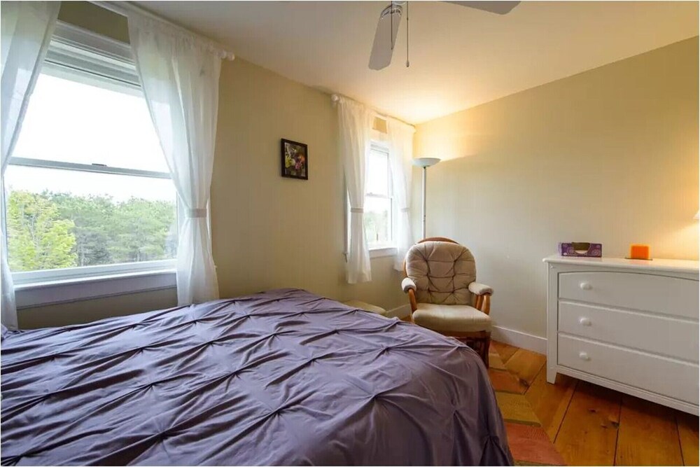 Relaxing home close to the beach - Waquoit Village | Vrbo
