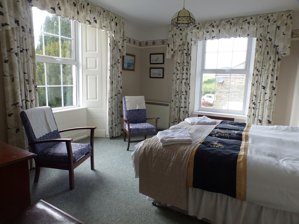 Epphaven Apartment With Outdoor Pool And Gardens In Historic Mansion ...