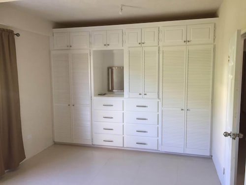 Paynes Bay St James Apt #1 - 5 Mins Walk To Sea! - Barbados