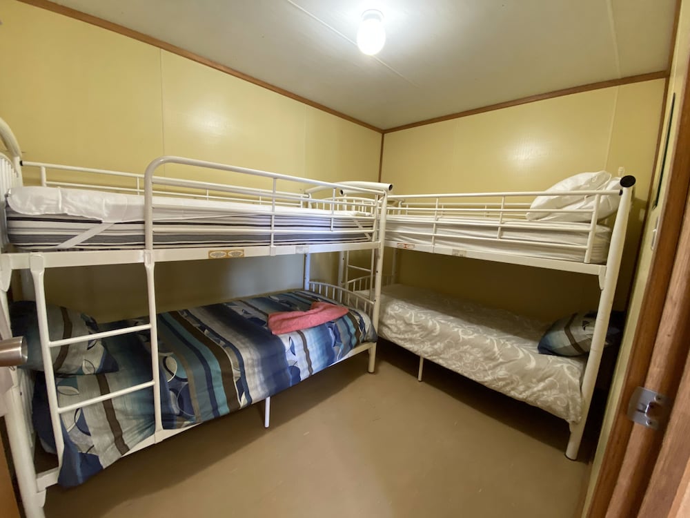 Elliston Caravan Park, Australia | Australian Accommodation