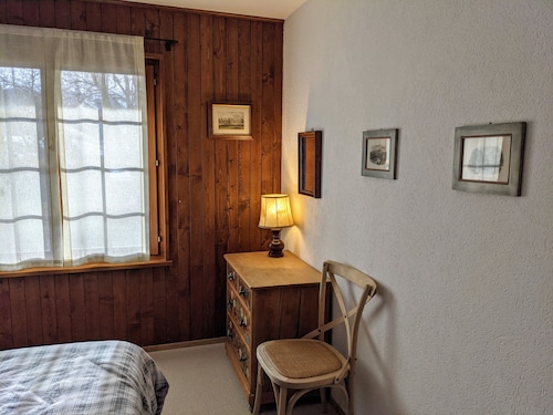 Cosy Flat, Recently Renovated, 15 Min From Gstaad - Rougemont