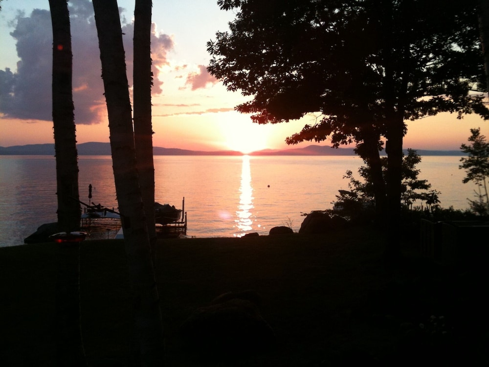Sebago Lake Waterfront Rentals - Frye Island | Vrbo