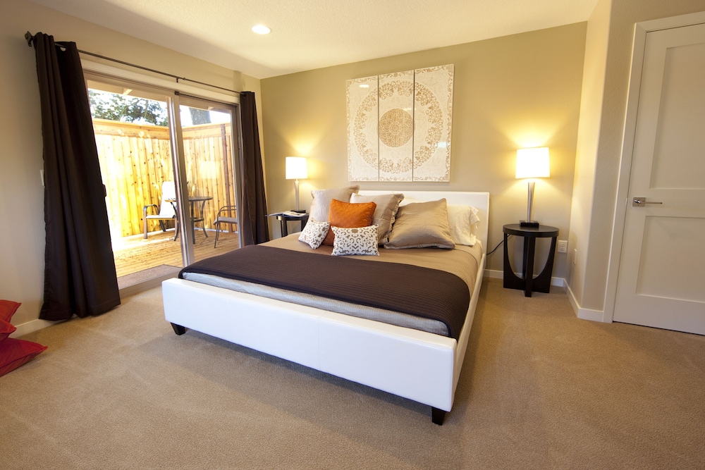 Carlton Gates - Willamette Valley Luxury Vacation Rental - Carlton | Vrbo