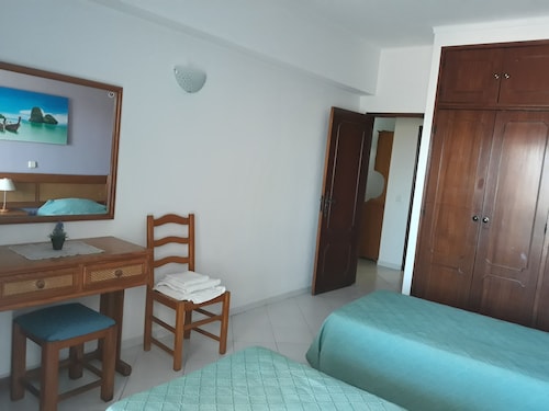 Apartment With A Pool And 3 Min To The Beach! - Albufeira