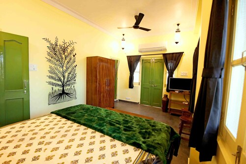 Oolala-your Lake House (W+c) - Udaipur
