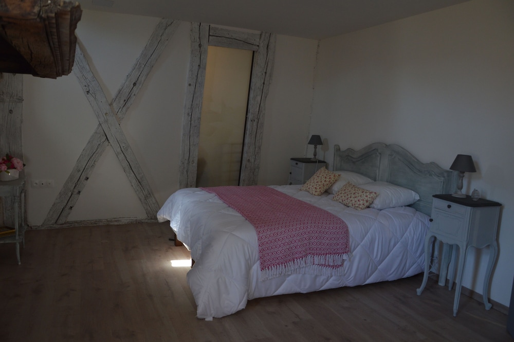 Ô Coeur d'Issigeac, spacious loft of the 15th century. - Issigeac | Vrbo