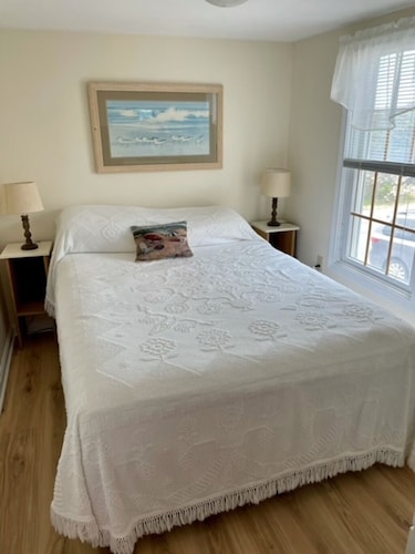 103 N. Shore Blvd #2 - Condo On E. Sandwich Beach - Sandwich, MA