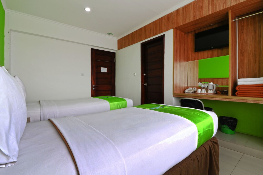 Hotel Bumi Makmur Indah Deals & Reviews (Lembang, IDN) | Wotif