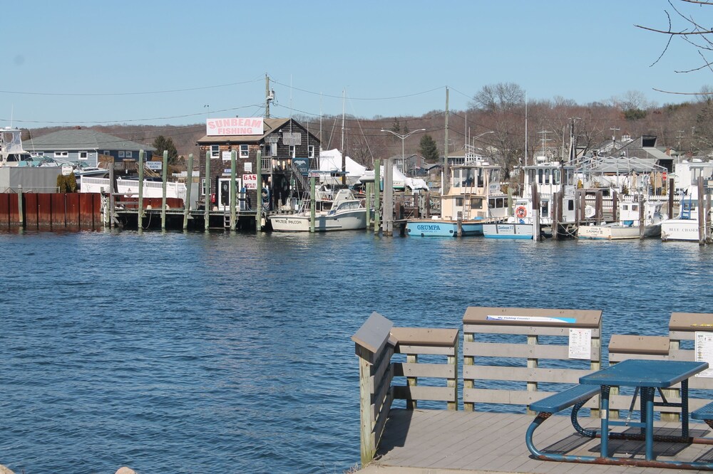 Walk to beach. Black Point Beach Association Home, Niantic, Ct Deals ...