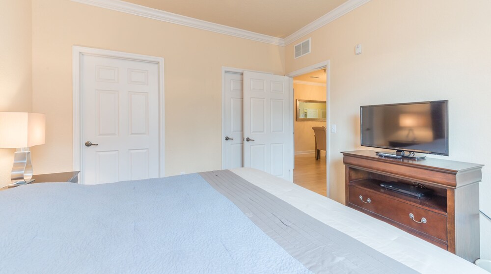 Recently Renovated, Award Winning, Brand New Furniture , Near Disney 2 ...