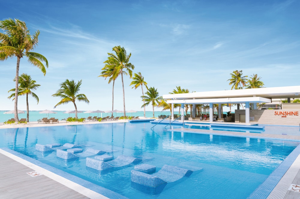 Room Deals for Riu Palace Maldives - All inclusive, Kedhigandu starting ...