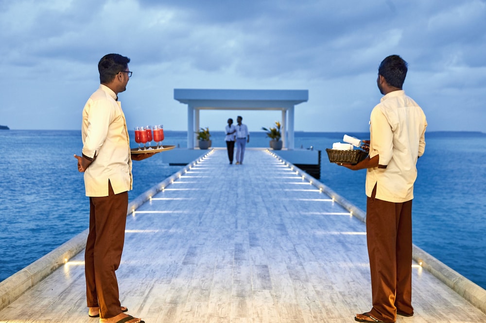 Riu Palace Maldives - All inclusive in Kedhigandu | Best Rates & Deals ...