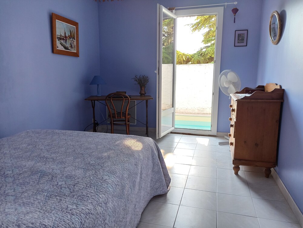 Charmante 4-Zimmer-Villa mit Pool, 10 Minuten vom Stadtzentrum entfernt ...