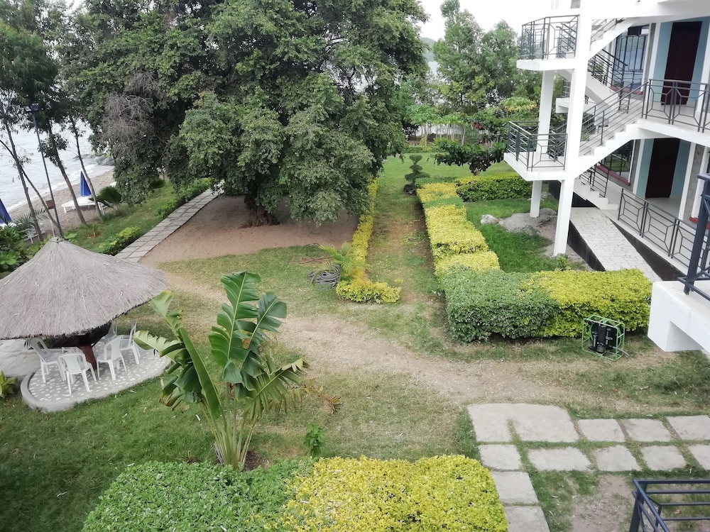 White Stone Beach Resort, Rusinga Island: Room Prices & Reviews ...