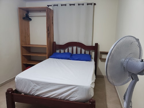 Casa Pé Na Areia Em Ubatuba Locação Temporaria - Ubatuba