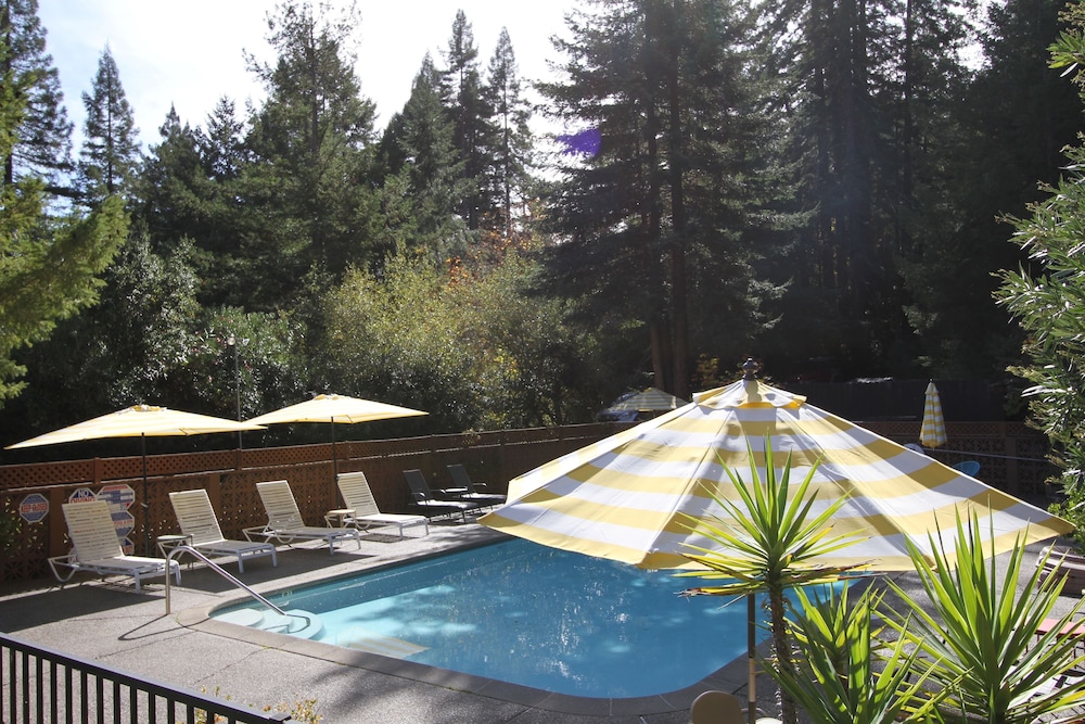 The Occidental Lodge in Occidental | Best Rates & Deals on Orbitz