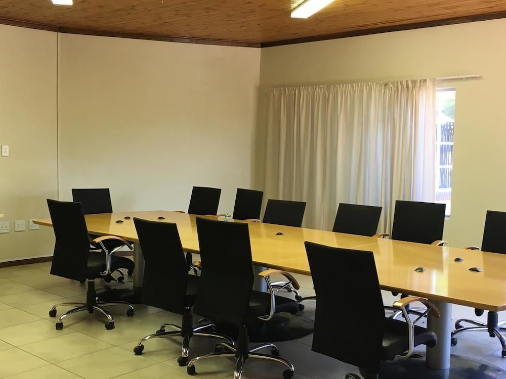 Ananda Lodge in Rustenburg | Best Rates & Deals on Orbitz