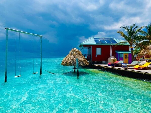 Book King Lewey's Island Resort in Placencia | Hotels.com
