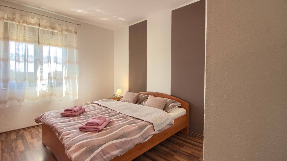 Holiday house for 7 persons approx. 130 qm in Pula, Istria (Istrian ...