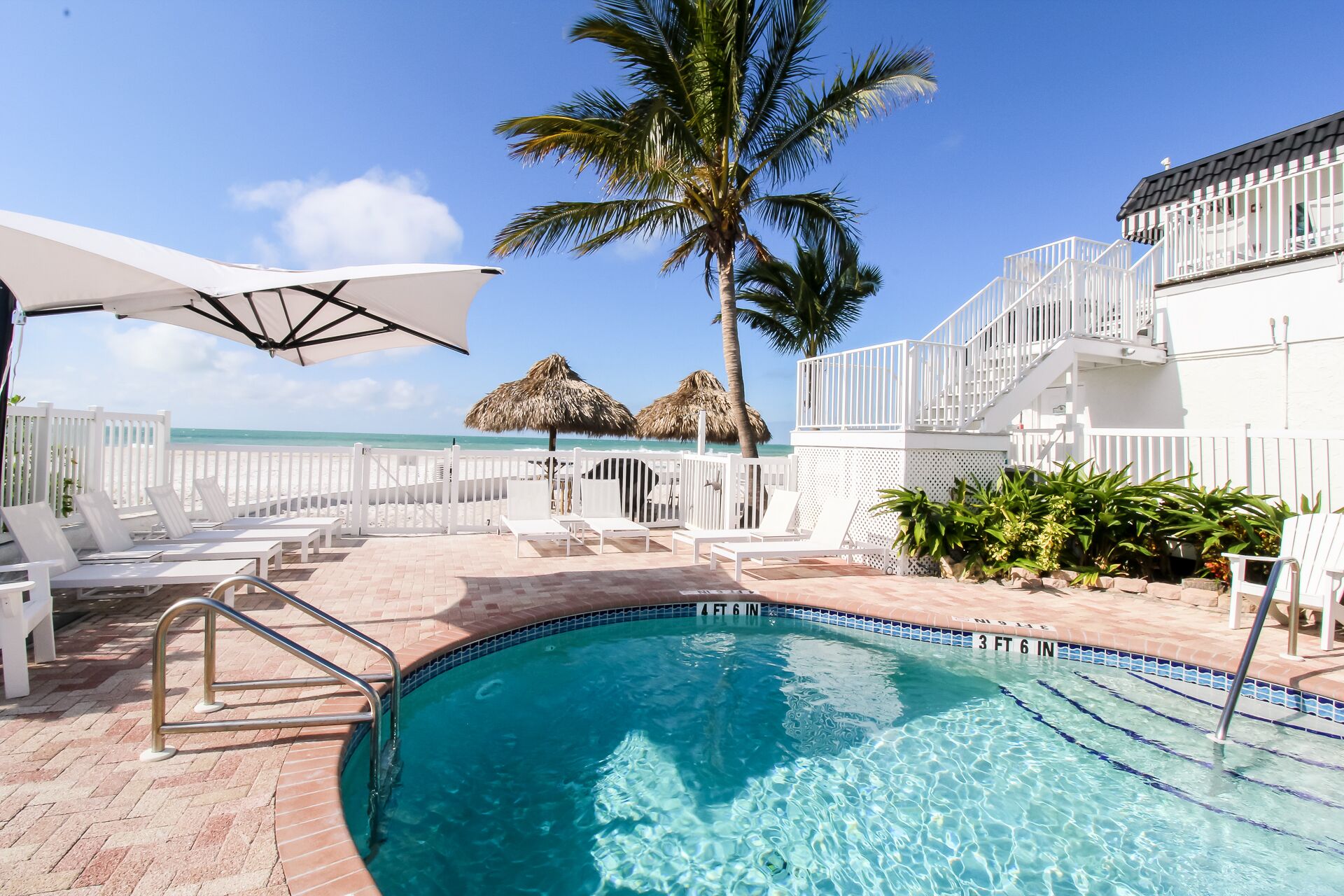 Tortuga Inn Beach Resort: 2022 Room Prices, Deals & Reviews | Expedia.com
