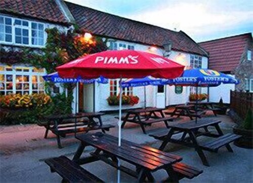 HAYLOFT DOUBLE BED ENSUITE SLEEPING 2 NEXT TO THE FOX COVERT PUB YARM ...