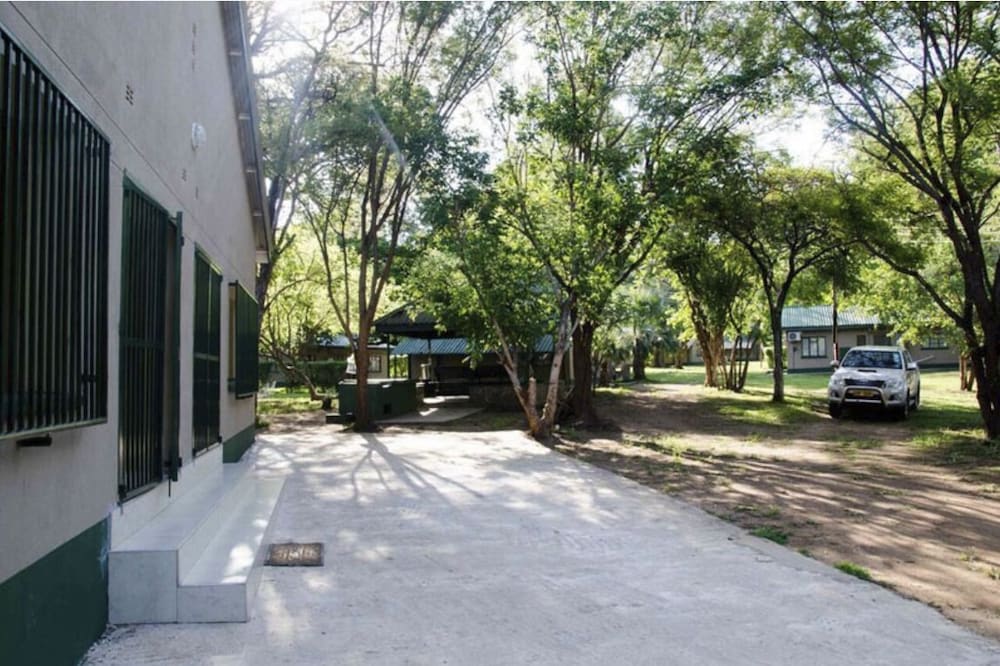 Tamarind Lodge in Kariba | Hotel Rates & Reviews on Orbitz