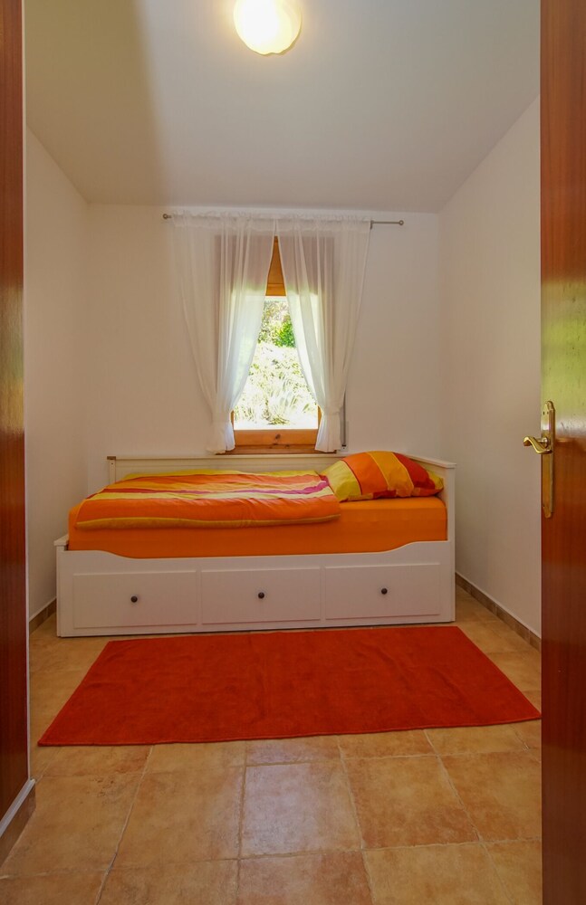 House for 6 persons, large saltwater pool, garden, 6km from Lloret ...