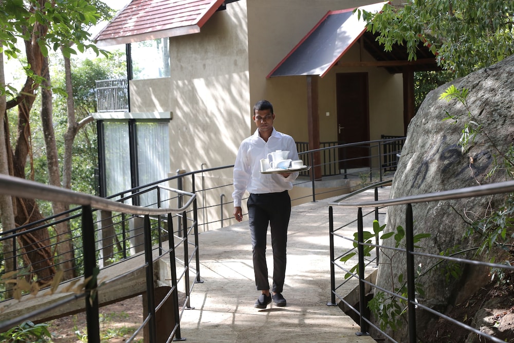 Arangala Forest Lodge: AU$98 Deals & Reviews (Naula, LKA) | Wotif