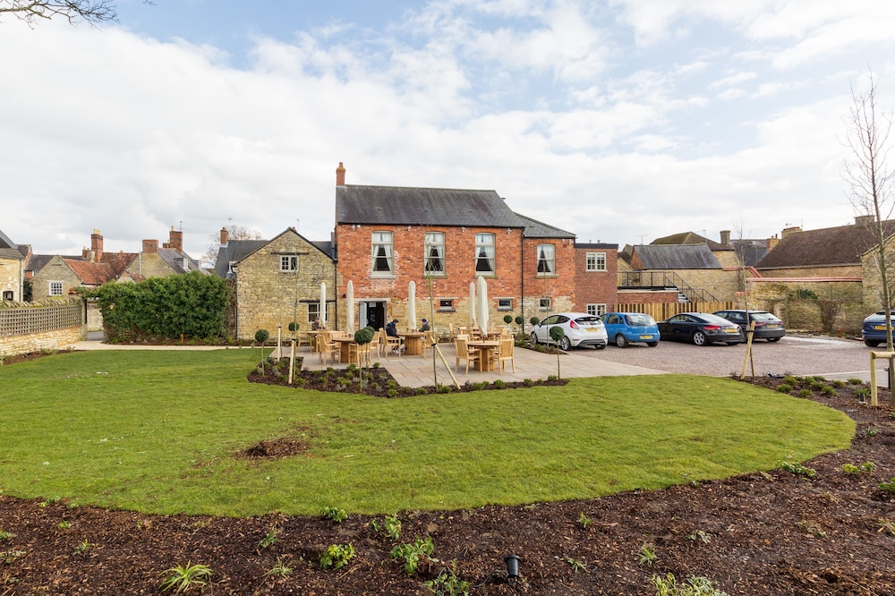 The Bull Hotel in Olney | Best Rates & Deals on Orbitz