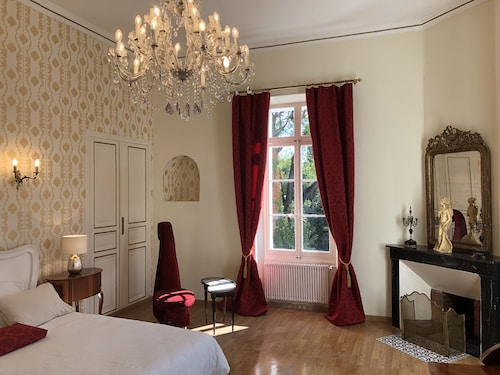 Demeure De Maître à Orange, 4 Chambres, Piscine. - Orange