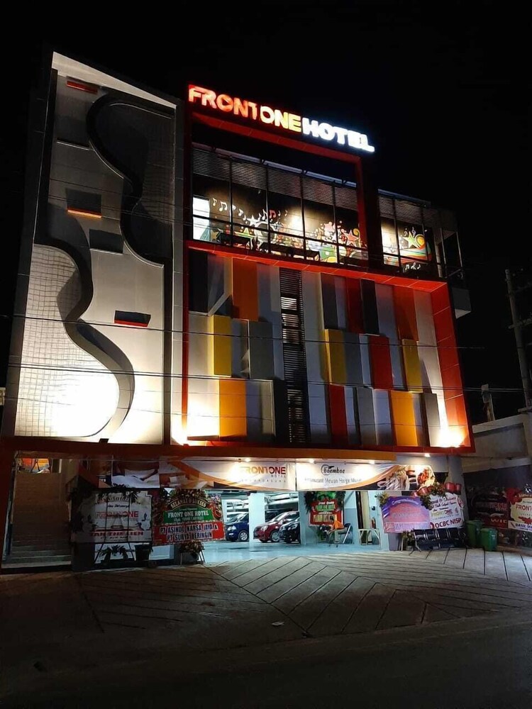 Front One Hotel Tulungagung in Tulungagung | Best Rates & Deals on Orbitz