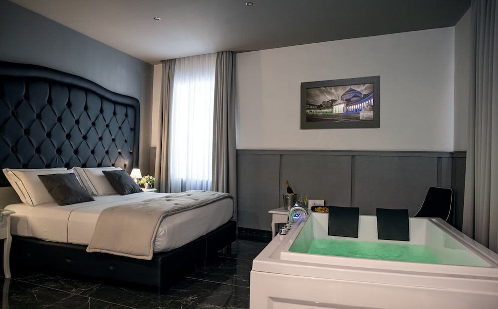 Villa Elisio Hotel & Spa, Naples: $129 Room Prices & Reviews | Travelocity