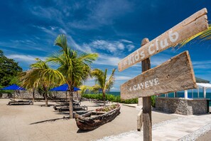 Book Santa Marta Marriott Resort Playa Dormida in Santa Marta | Hotels.com