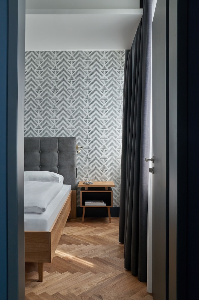 Hotel MIO by AMANO: AU$215 Deals & Reviews (Munich, DEU) | Wotif