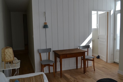 L'ile D'yeu: Maison Rénovée Au Cœur Du Port - Île d'Yeu
