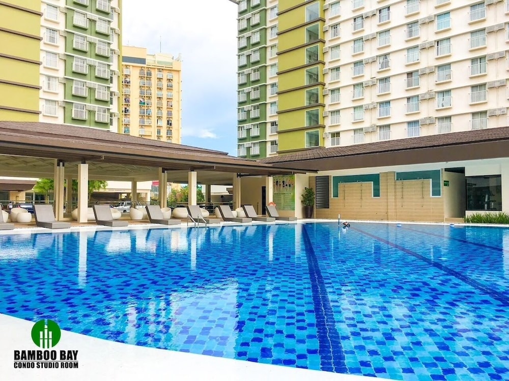 Brand New Condo (Fully Furnished) with Fast WIFI & Cable TV - Mandaue ...