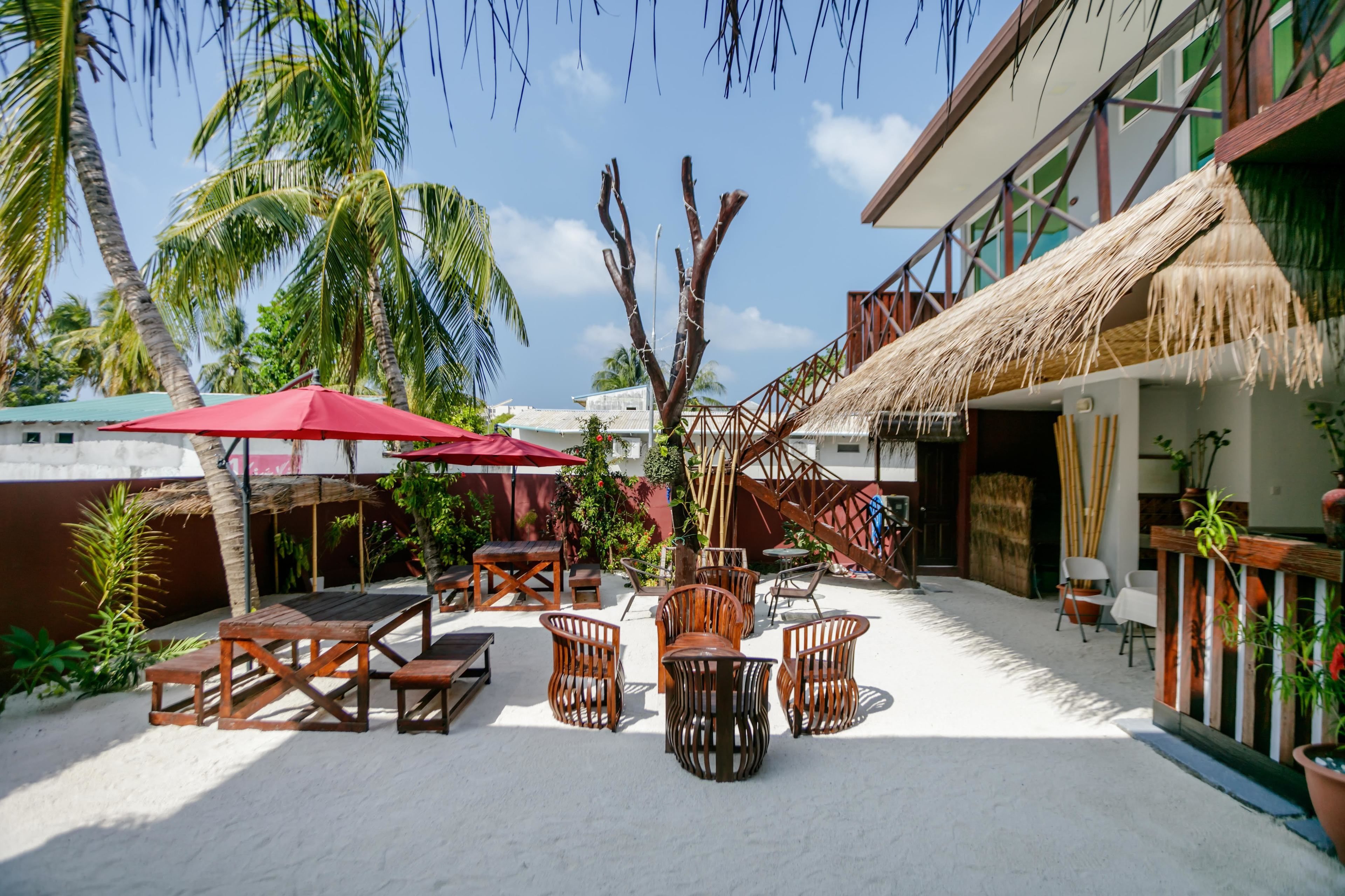 Thulusdhoo - Maldives on a Budget - Maldives Magazine