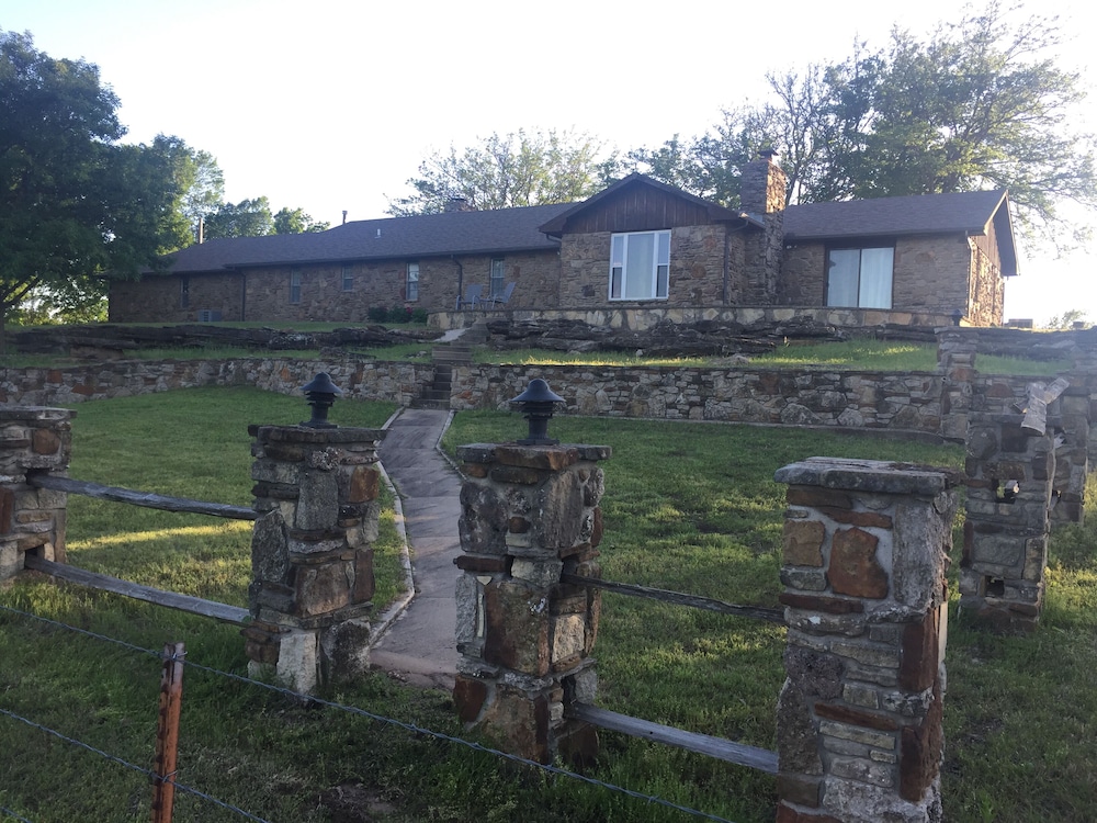 HaT Ranch Lodge. Located on a working 1500 acre ranch in western Osage ...