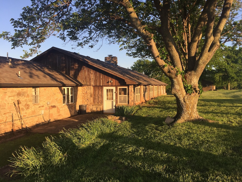 HaT Ranch Lodge. Located on a working 1500 acre ranch in western Osage ...