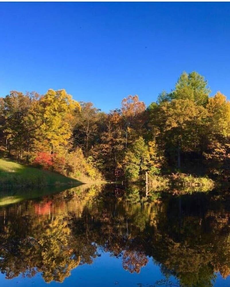 Campsite in the Beautiful Missouri Countryside, Wooldridge: Room Prices ...