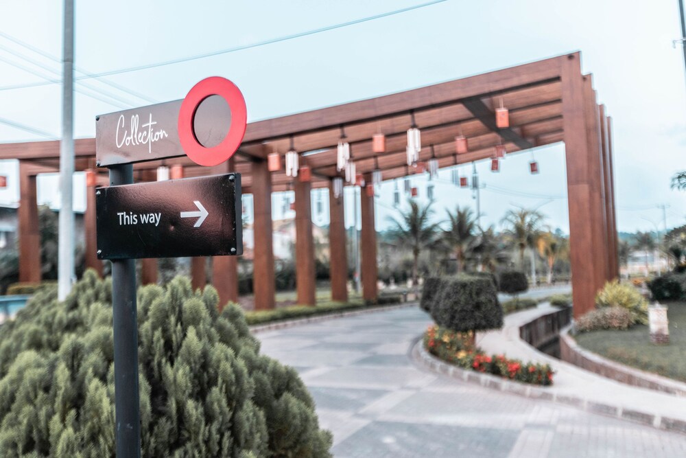 Collection O 9 Villa Ubud Anyer in Anyer | Best Rates & Deals on Orbitz