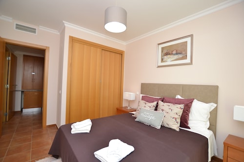Casa Magnólia - Full 2 Bedroom - Beach & Pool - Faro District