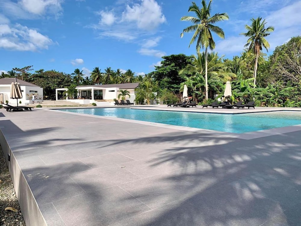 Cebu R Resort Tabuelan in Tabuelan | Best Rates & Deals on Orbitz