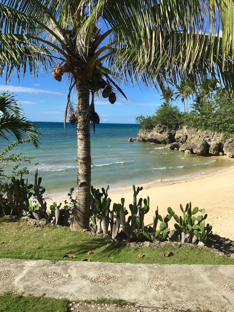 Cebu R Resort Tabuelan in Tabuelan | Best Rates & Deals on Orbitz